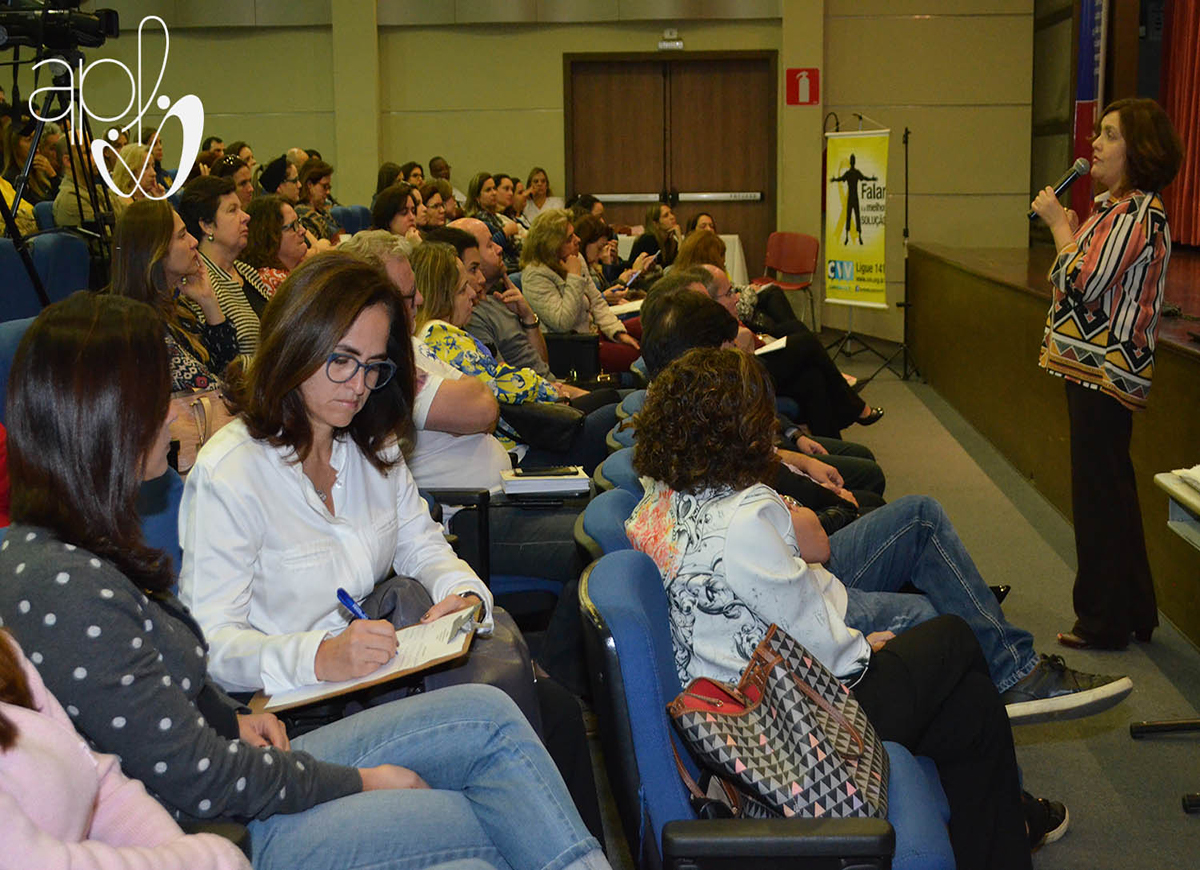 APL | Mesa redonda - APL Associação de Pais do Colégio Loyola